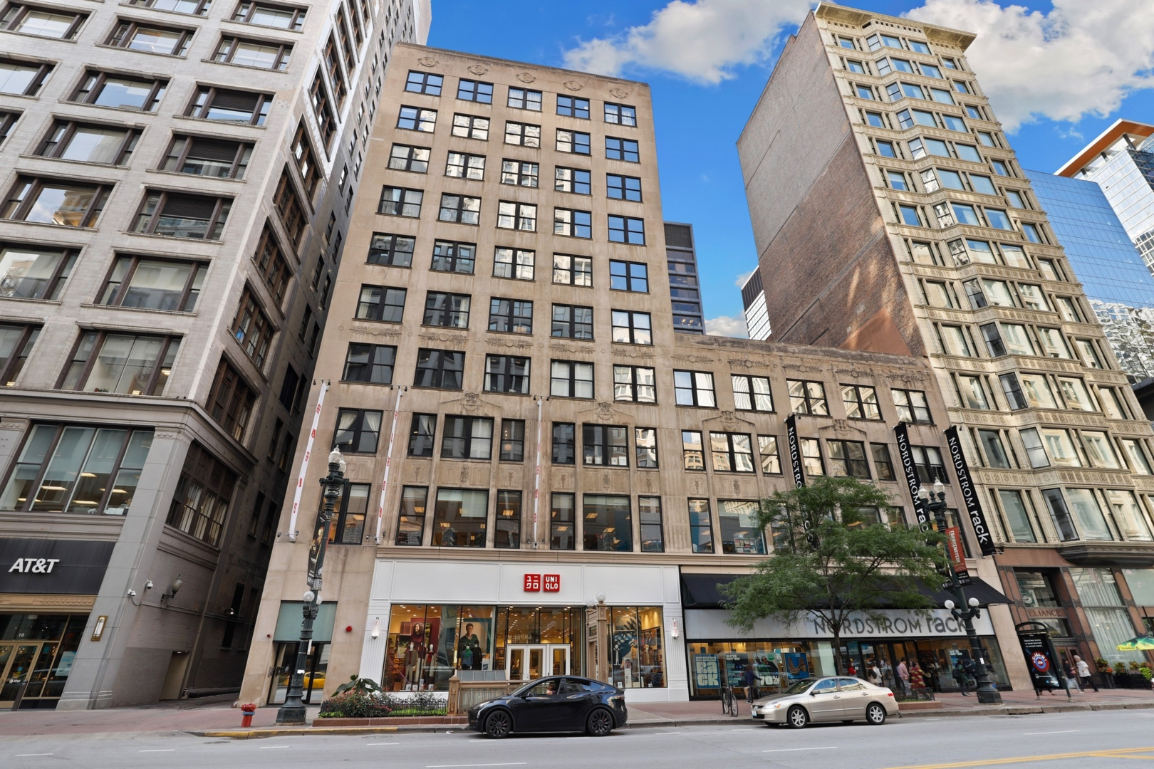 20 N State St #1007, Chicago, IL 60602 - MLS 12294308 - Coldwell Banker