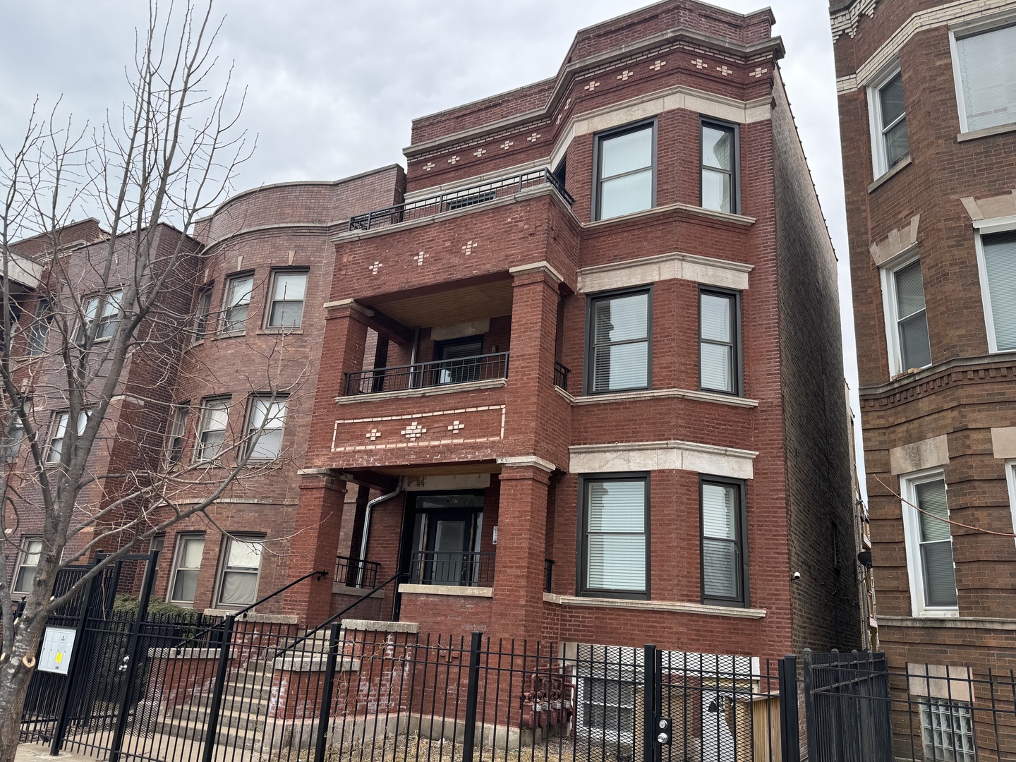 1517 E 65th St #1, Chicago, IL 60637 - MLS 12303307 - Coldwell Banker