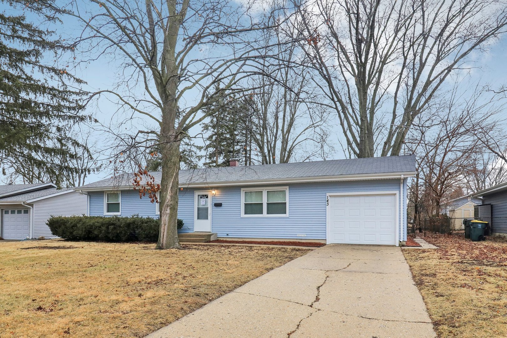 143 Thunderbird Trail, Carol Stream, IL 60188 - MLS 12309169 - Coldwell ...
