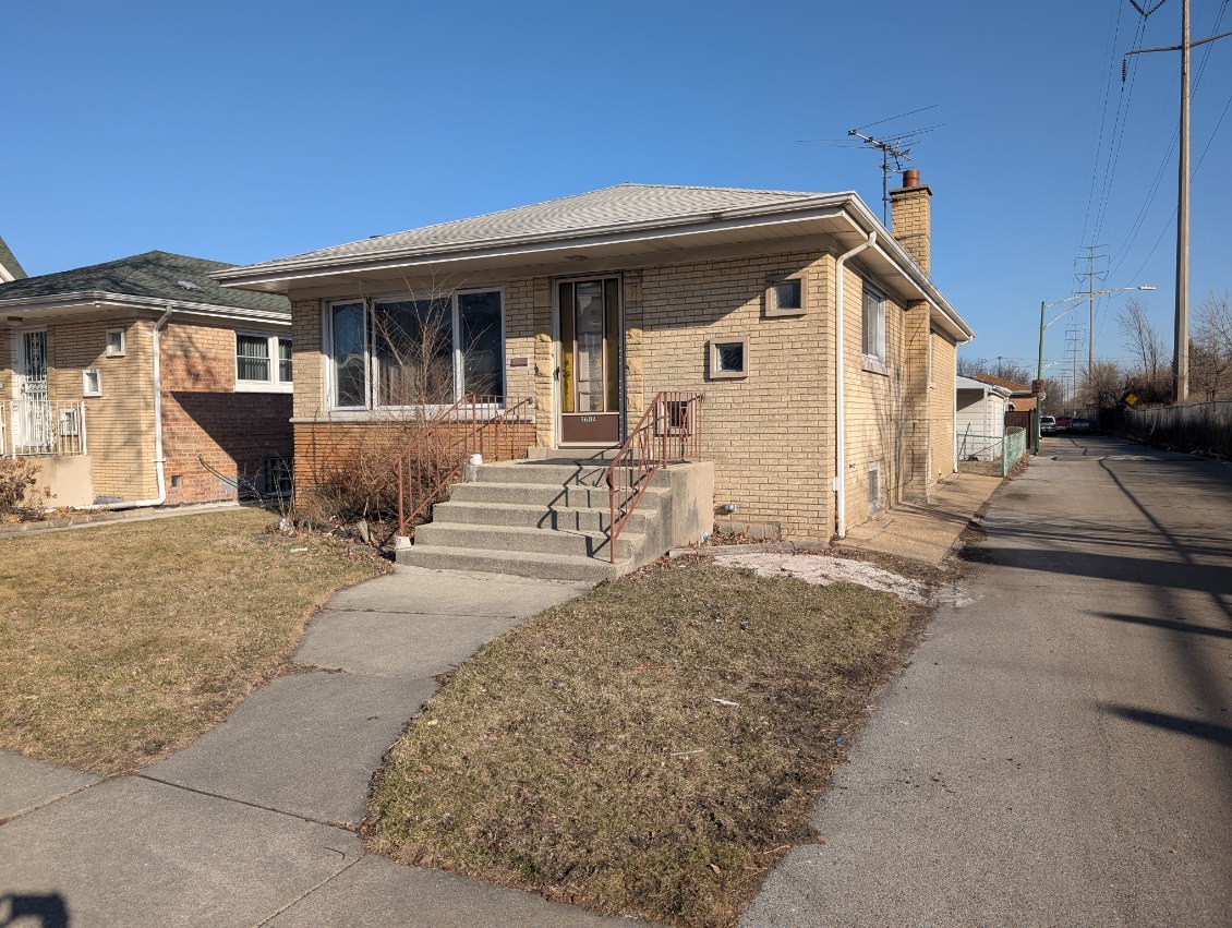 3604 W 64th St, Chicago, IL 60629 - MLS 12311545 - Coldwell Banker