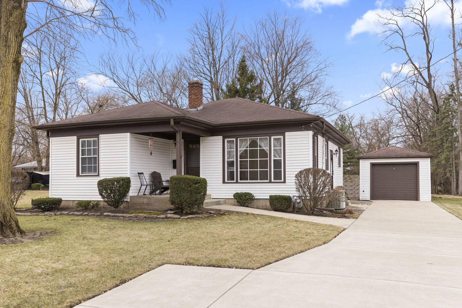 18134 Loomis Ave, Homewood, IL 60430 - MLS 12316770 - Coldwell Banker