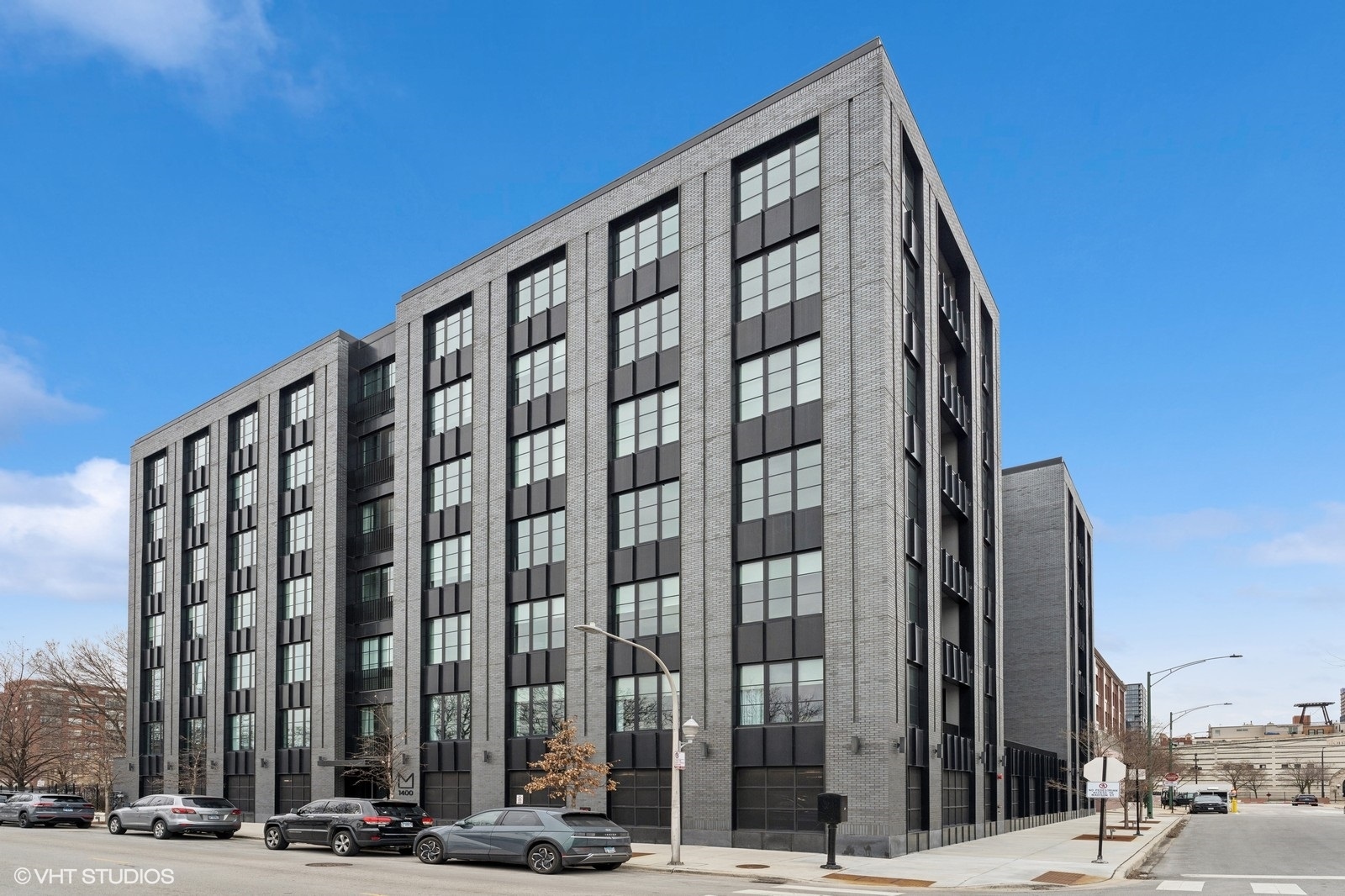 1400 W Monroe St #2D, Chicago, IL 60607 - MLS 12317400 - Coldwell Banker