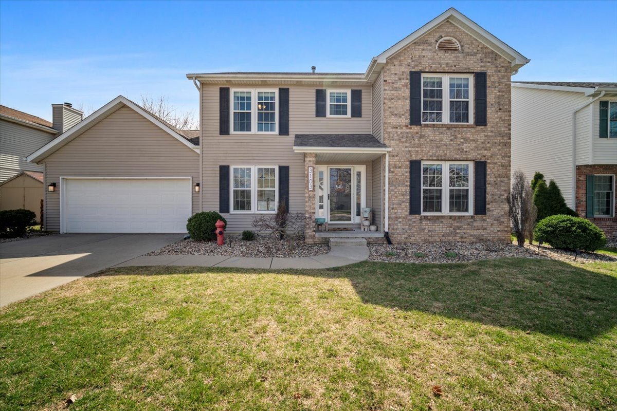 3103 Ridge Crest Dr, Bloomington, IL 61704 - MLS 12327592 - Coldwell Banker