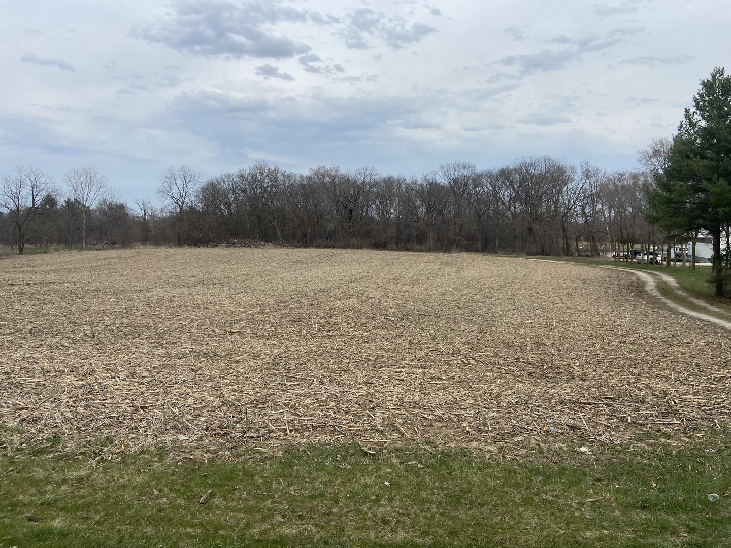 6312 Wilmot Rd, Spring Grove, IL 60081 - MLS 12334086 - Coldwell Banker