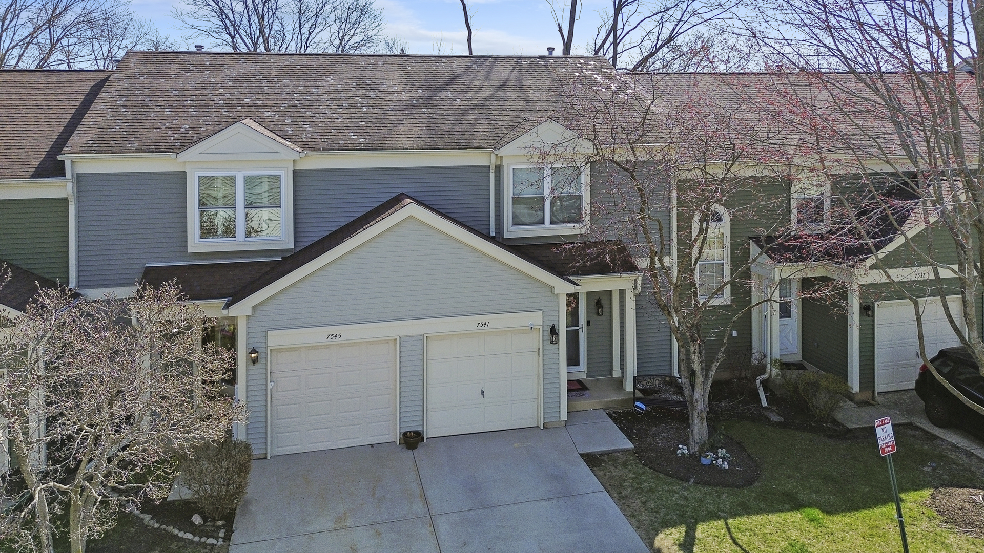 7541 Wedgewood Dr, Hanover Park, IL 60133 - MLS 12337023 - Coldwell Banker