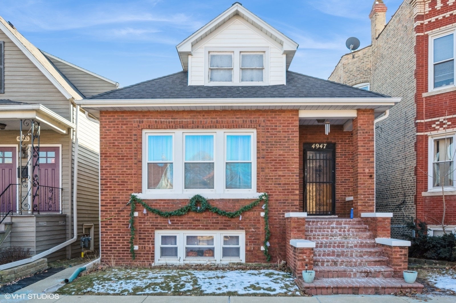 4947 W Grace St, Chicago, IL 60641 - MLS 12353567 - Coldwell Banker