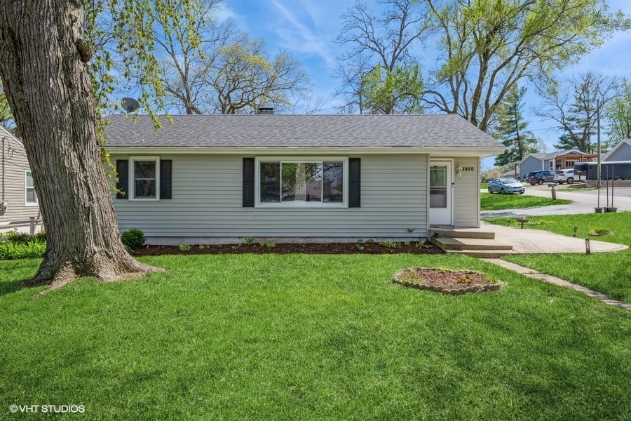 8925 Ramble Rd, Wonder Lake, IL 60097 - MLS 12356213 - Coldwell Banker