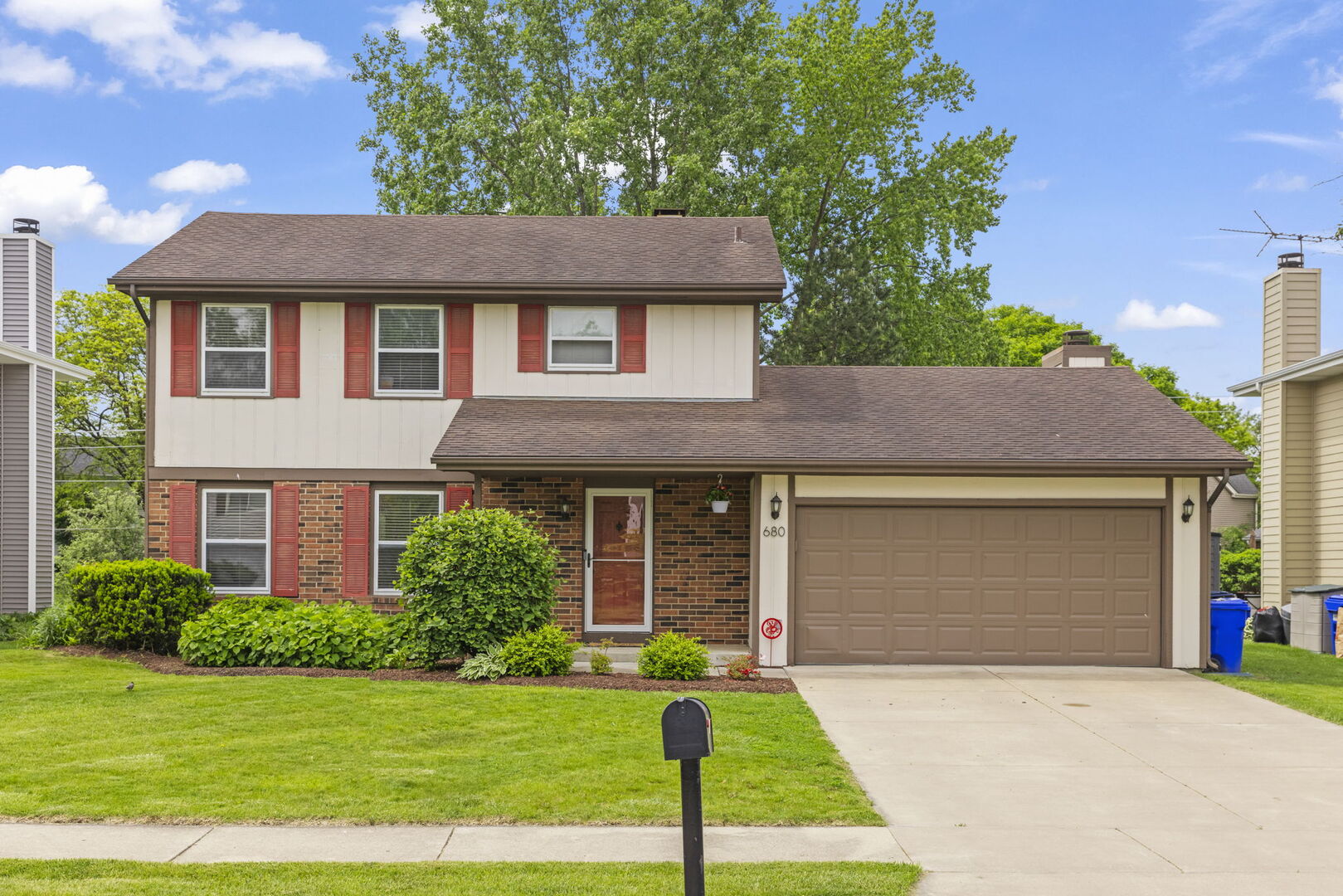 680 Tennyson Dr, Wheaton, IL 60189 - MLS 12356957 - Coldwell Banker