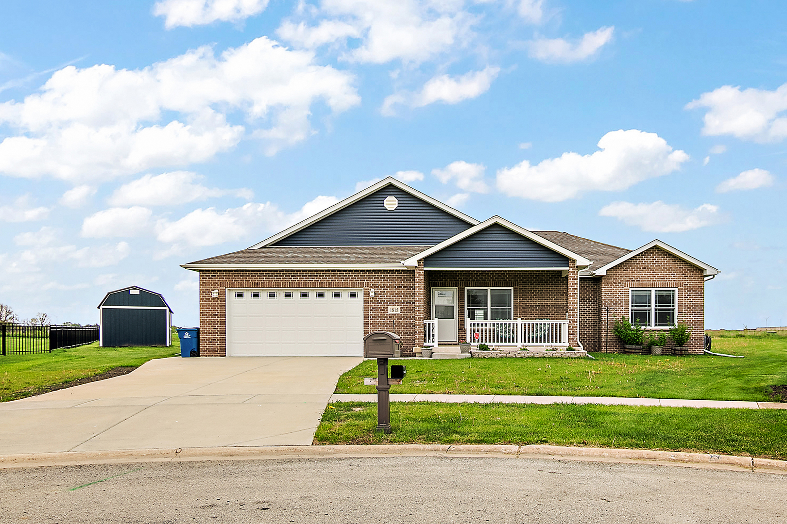 1815 Summerfield Ln, Bourbonnais, IL 60914 - MLS 12359139 - Coldwell Banker