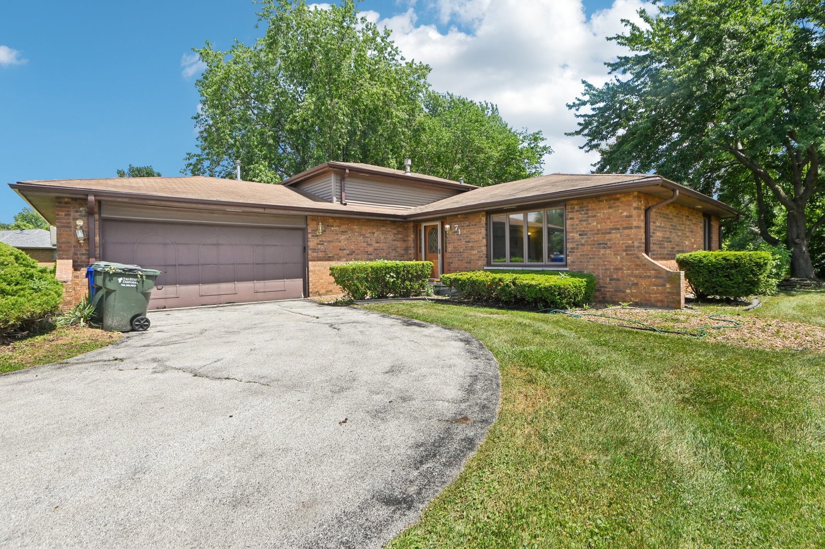 71 Ruggles Ct, Orland Park, IL 60467 - MLS 12378355 - Coldwell Banker