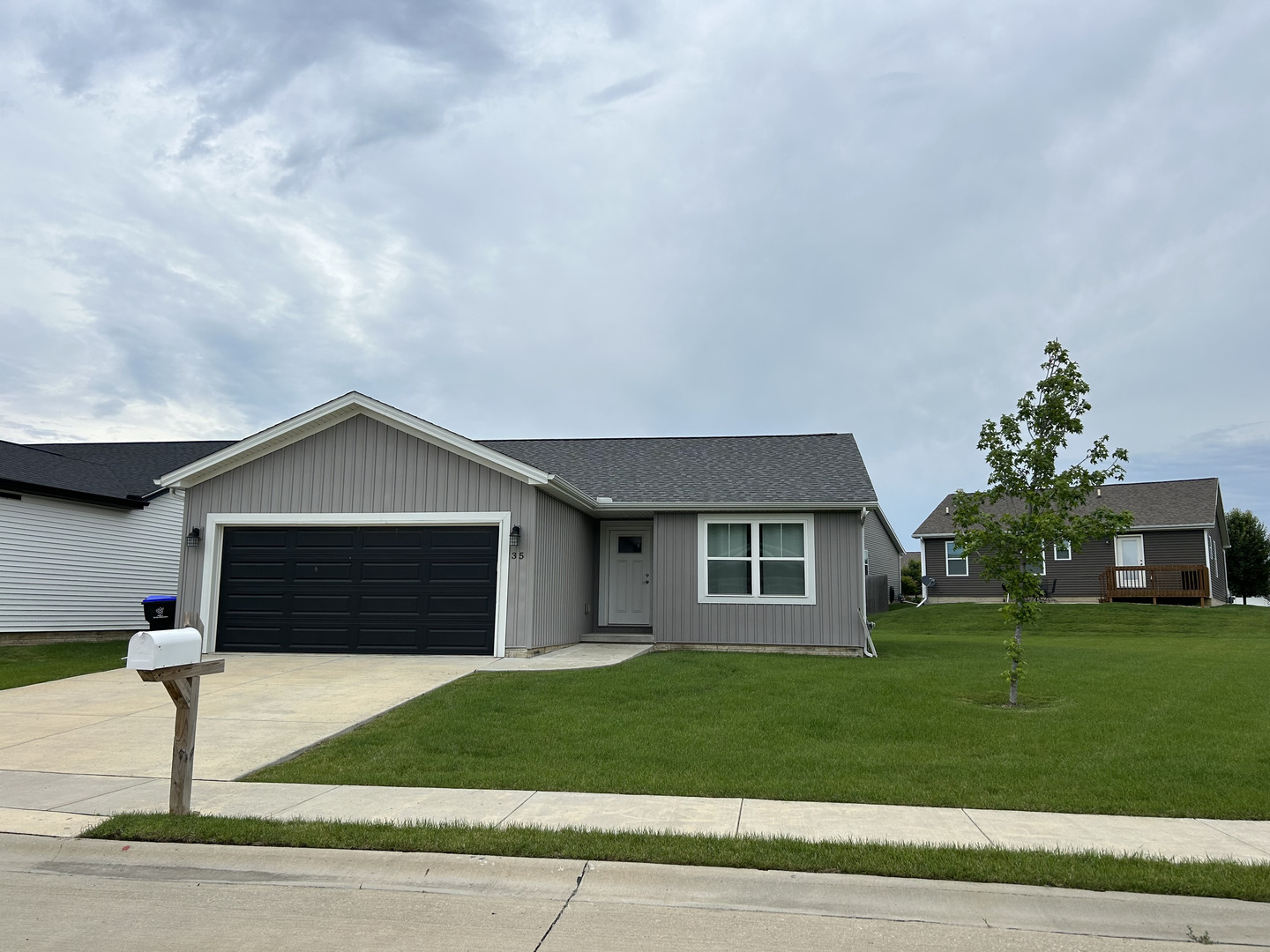 35 Winding Wy, Bloomington, IL 61705 - MLS 12398475 - Coldwell Banker