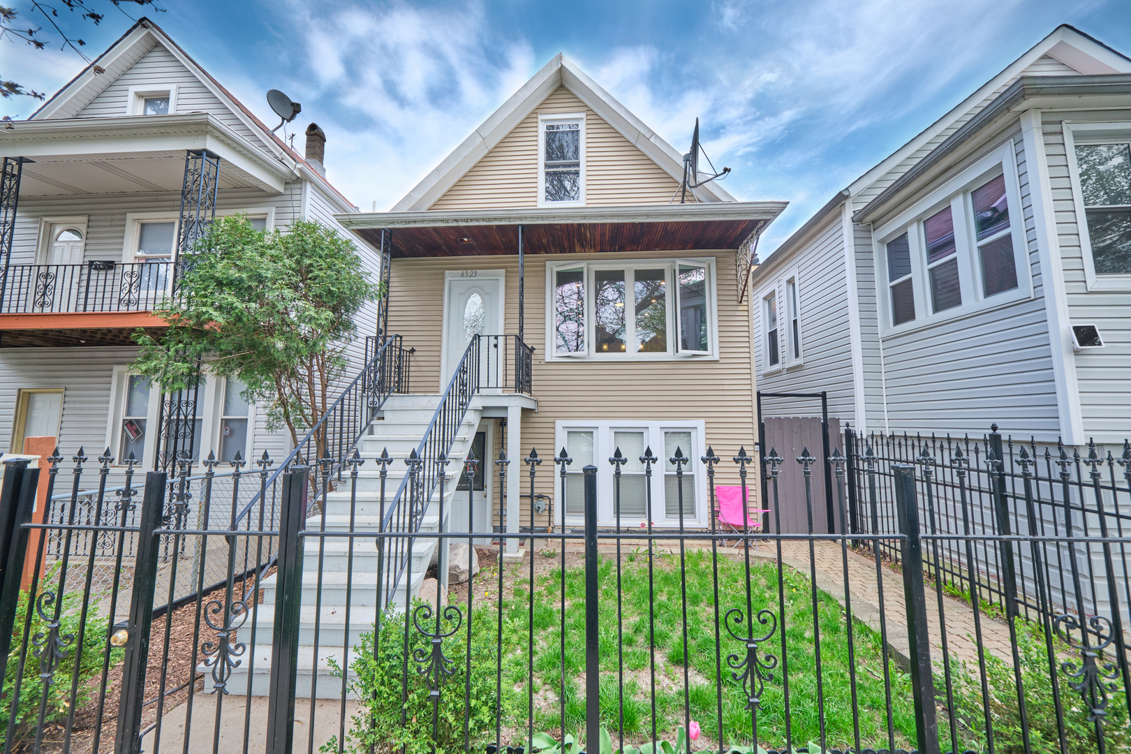 4323 S Talman Ave #2, Chicago, IL 60632 - MLS 12399828 - Coldwell Banker