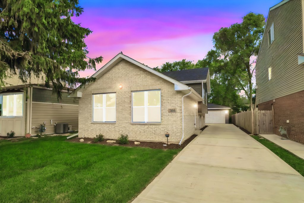 3008 141st St, Blue Island, IL 60406 - MLS 12421439 - Coldwell Banker
