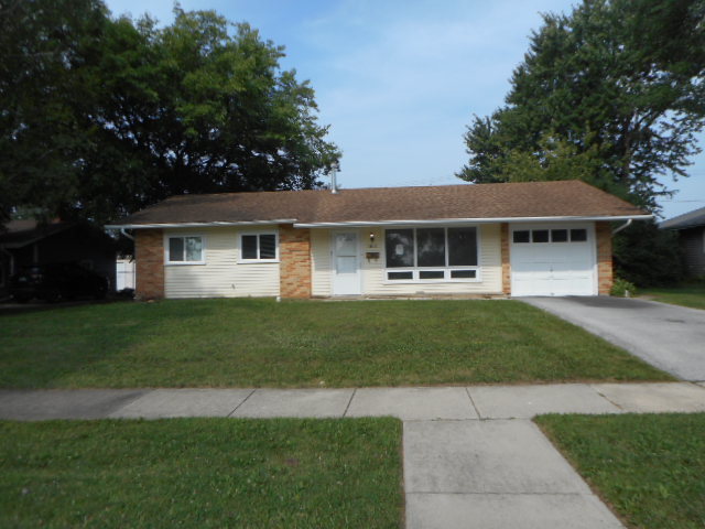 1860 Ashley Rd, Hoffman Estates, IL 60169 - MLS 12440978 - Coldwell Banker