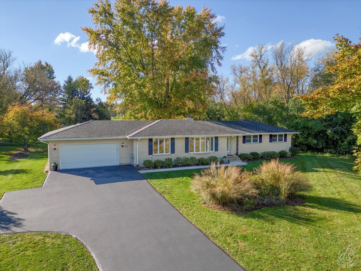 71 Flint Dr, Barrington, IL 60010 - MLS 12470884 - Coldwell Banker