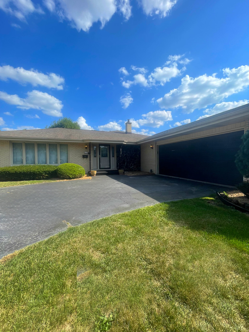 17129 Greenwood Ave, South Holland, IL 60473 - MLS 12488864 - Coldwell ...