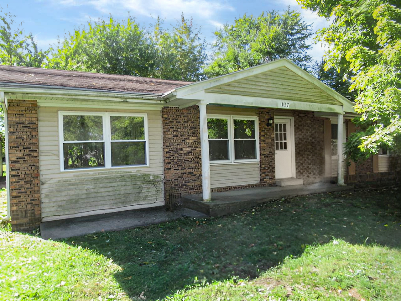 107 W Main St, Indianola, IL 61850 - MLS 12498965 - Coldwell Banker