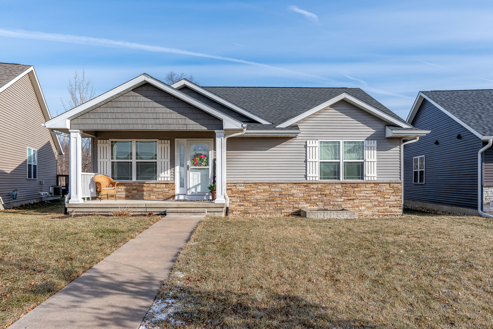 1564 Olde Brandy Ln, Davenport, IA 52807 - MLS 12552333 - Coldwell Banker