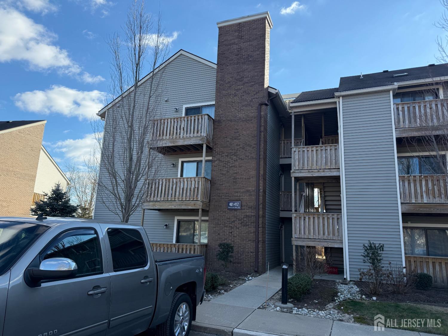 402 Ravens Crest Dr, Plainsboro Township, NJ 08536 - MLS 2507749R ...