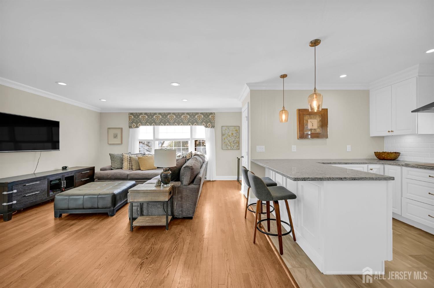 417 Port Reading Ave, Port Reading, NJ 07064 - MLS 2509677R - Coldwell ...