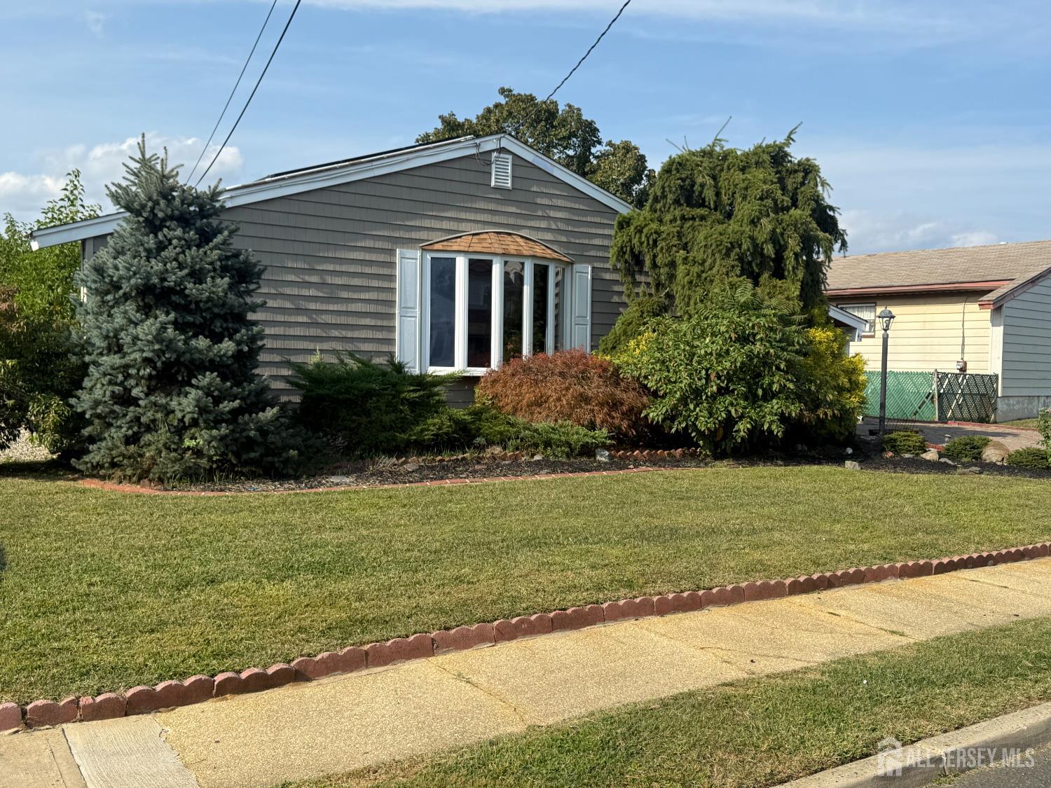 42 Boulevard E, Old Bridge Township, NJ 07735 - MLS 2604731R - Coldwell ...