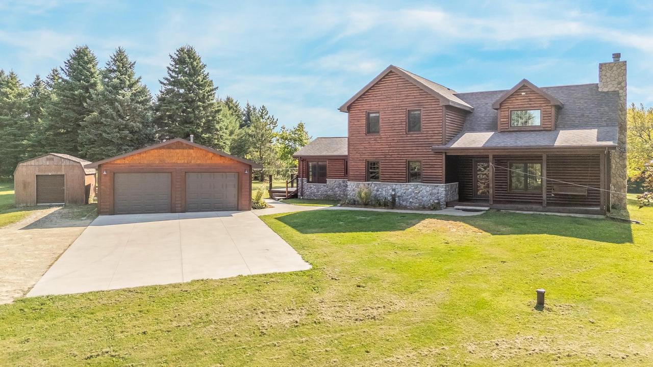 7063 Mountain Rd, Pickett, WI 54964 - MLS 50315341 - Coldwell Banker