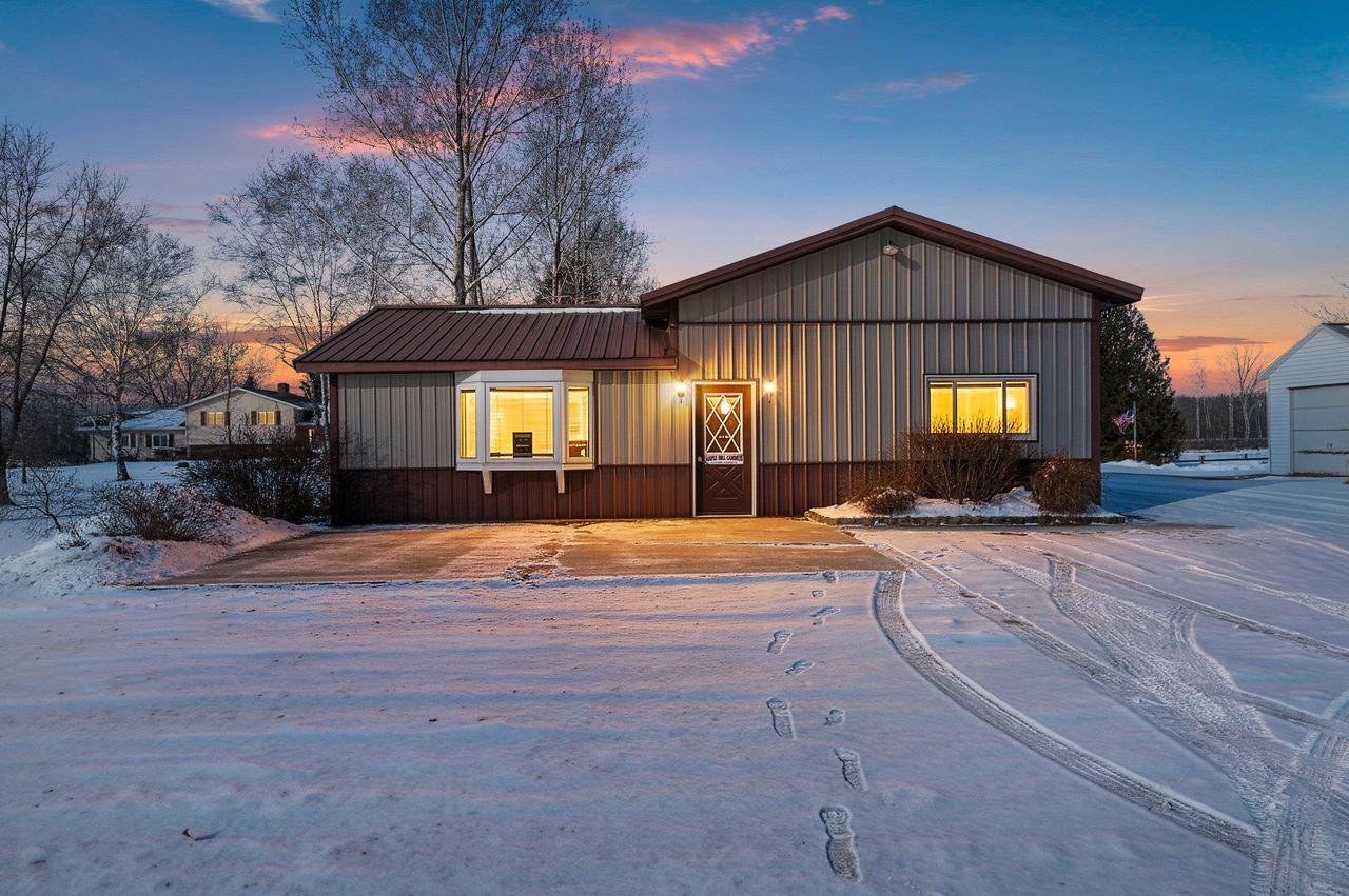 8115 Old 141 Rd, Lena, WI 54139 - MLS 50320821 - Coldwell Banker