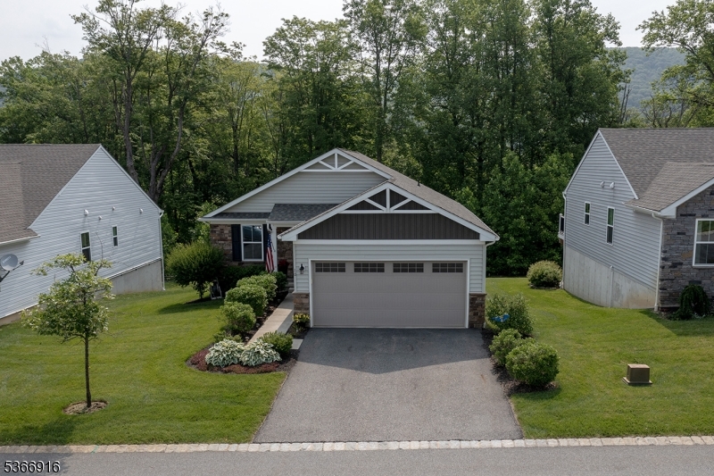 10 Devon Ct, Hardyston Township, NJ 07419 - MLS 3978910 - Coldwell Banker
