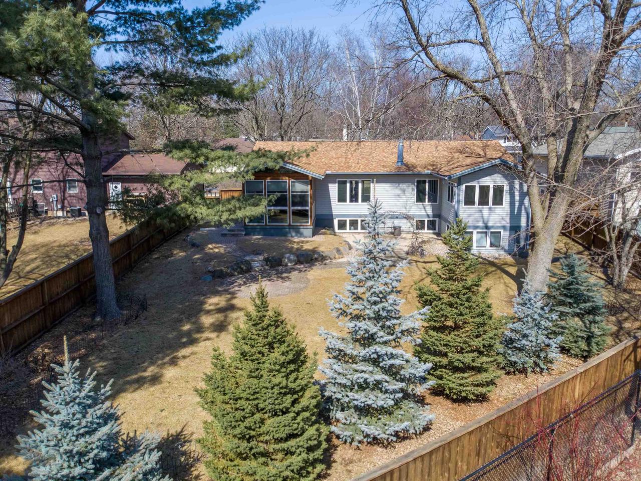 5033 Stonehaven Dr, Madison, WI 53716 - MLS 1995454 - Coldwell Banker