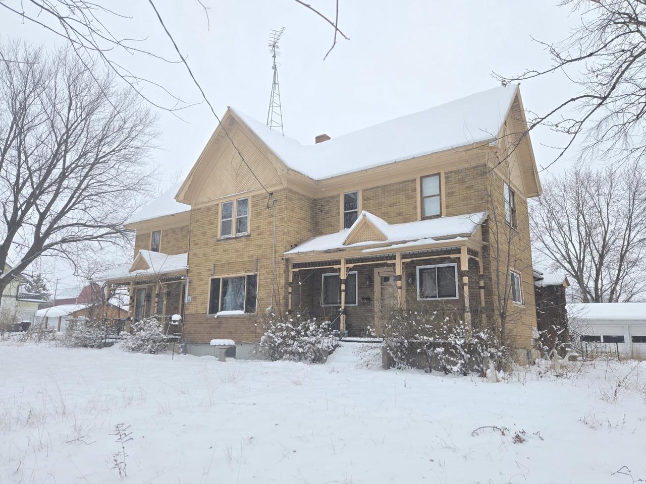 N1674 High St, Manchester, WI 53946 - MLS 2013272 - Coldwell Banker