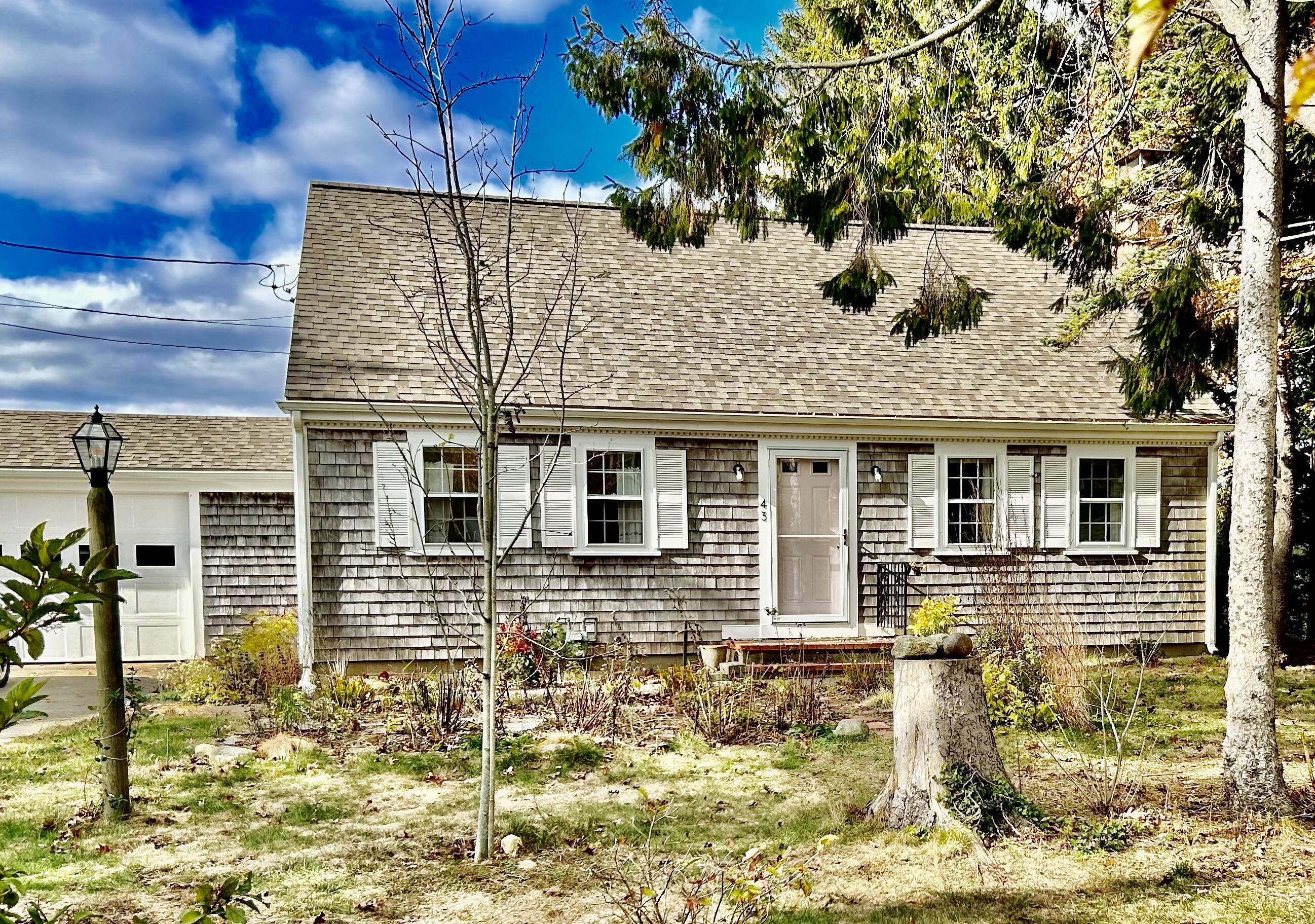 43 Perry Ln, Dennis, MA 02670 - MLS 22500017 - Coldwell Banker