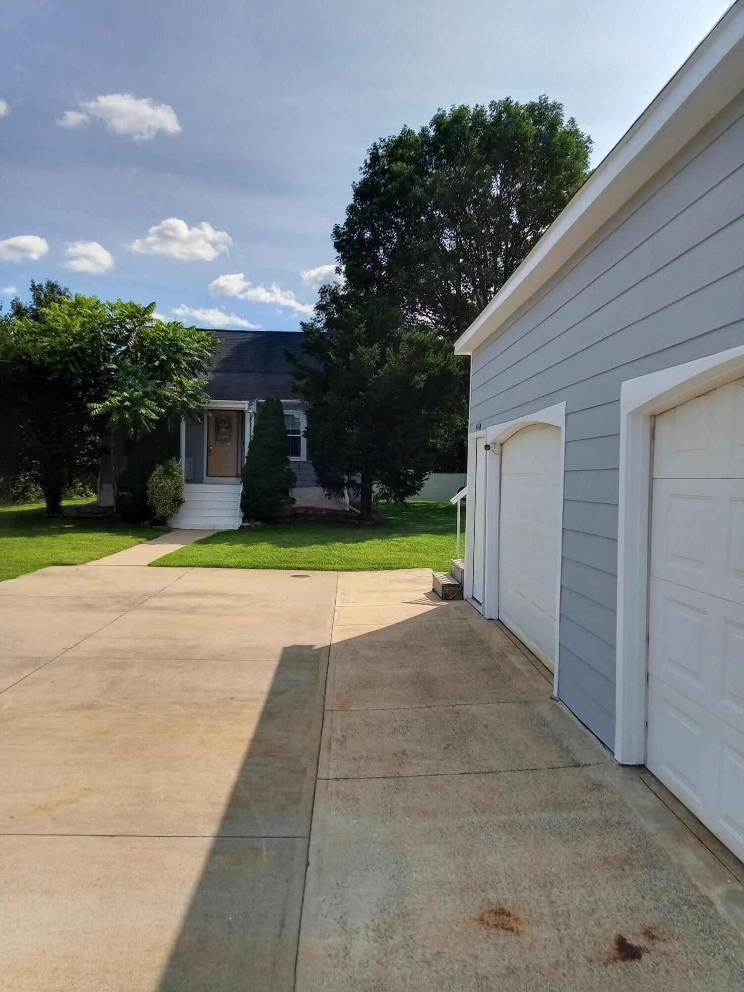 157 Chace St, Somerset, MA 02726 - MLS 22501684 - Coldwell Banker