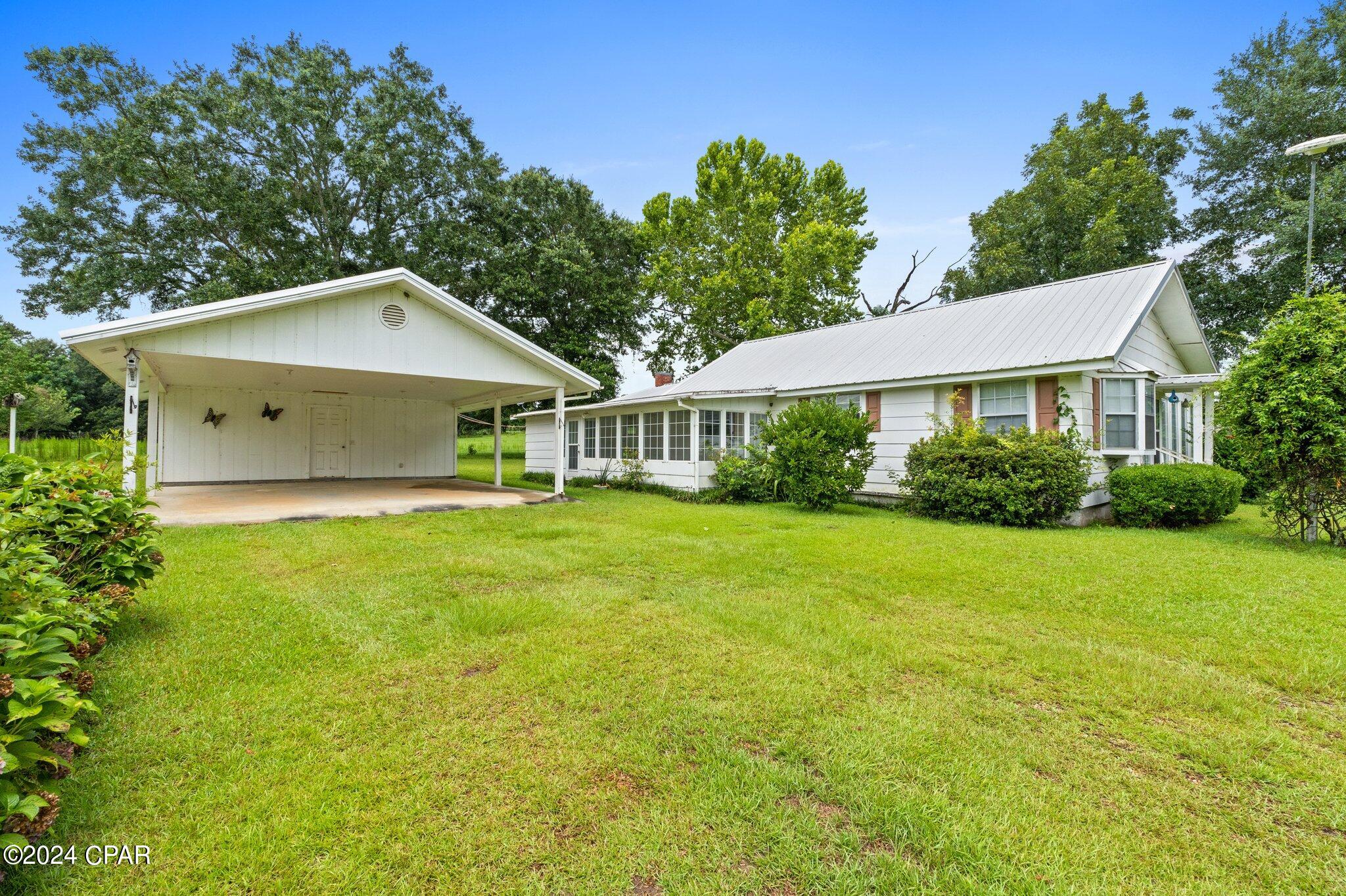 1986 Porter Rd, Cottondale, FL 32431 - MLS 767595 - Coldwell Banker
