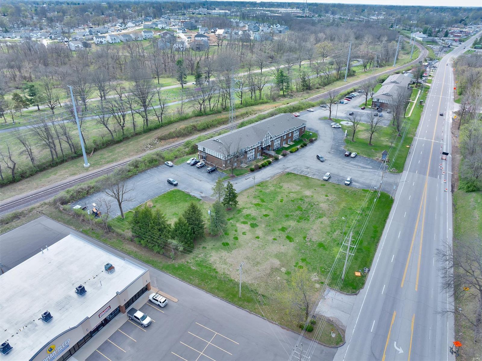 7500 Watson Rd, Saint Louis, MO 63119 - MLS 25019132 - Coldwell Banker