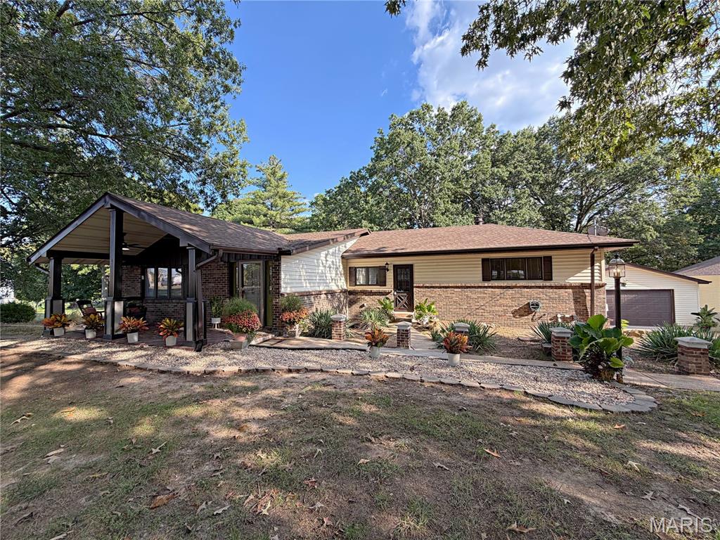 10336 Bauer Rd, Unincorporated, MO 63128 - MLS 25066733 - Coldwell Banker