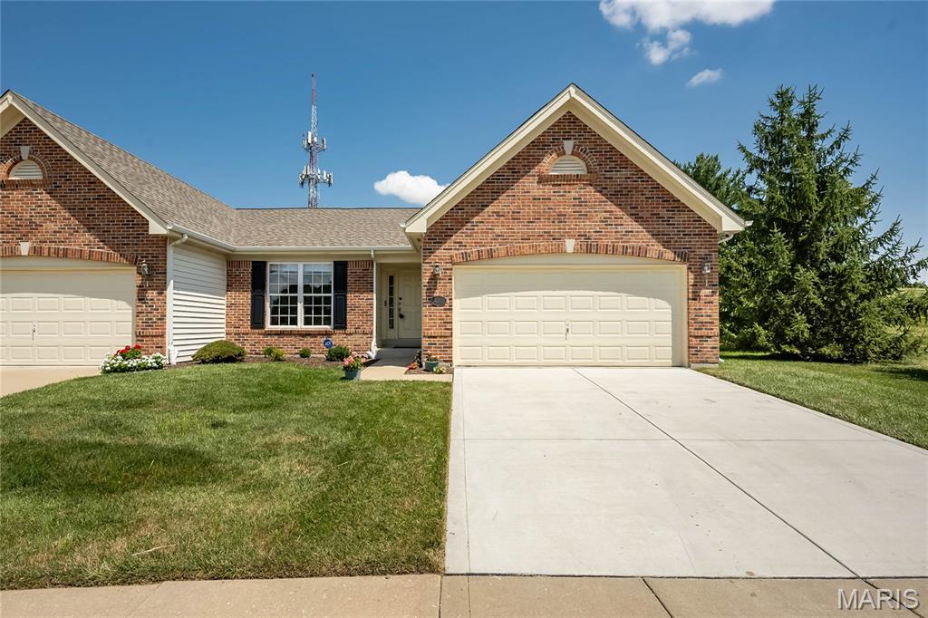 14701 Ladue Bluffs Crossing Dr, Chesterfield, MO 63017 - MLS 25047381 ...