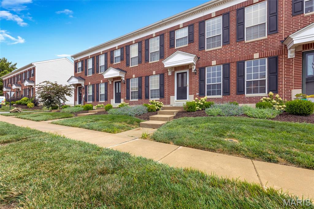860 Brookmead Dr #313, O'Fallon, MO 63366 - MLS 25054328 - Coldwell Banker