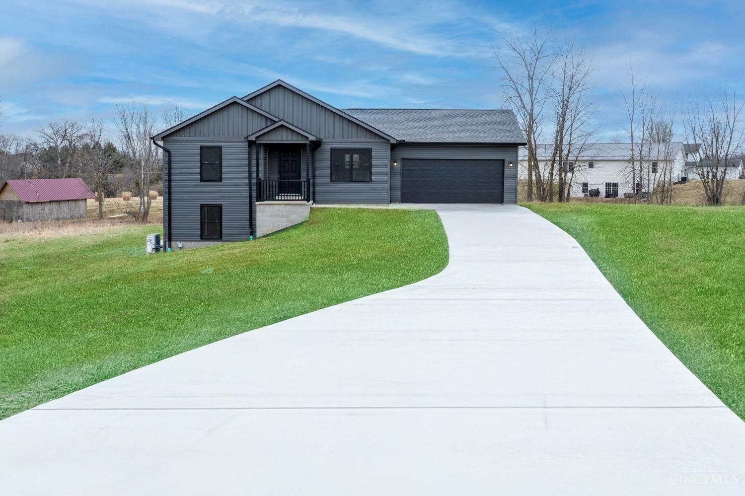 13370 Wyatt Fls Ct, Fairfield Twp, OH 45135 - MLS 1833286 - Coldwell Banker