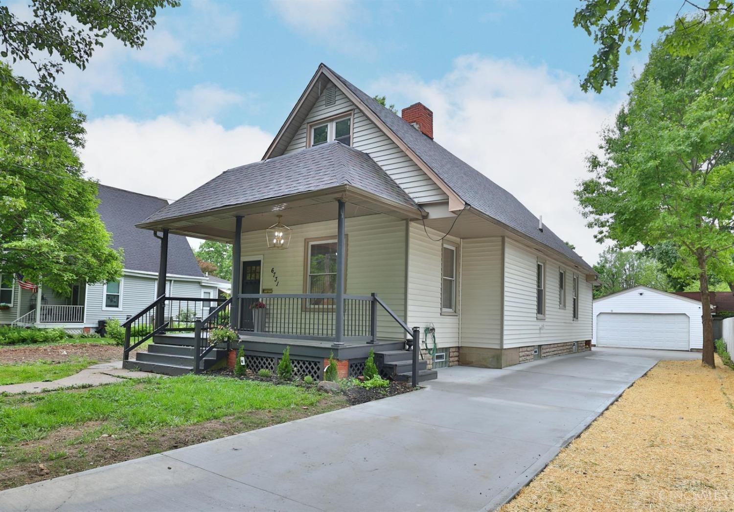 6731 Gracely Dr, Cincinnati, OH 45233 - MLS 1840410 - Coldwell Banker