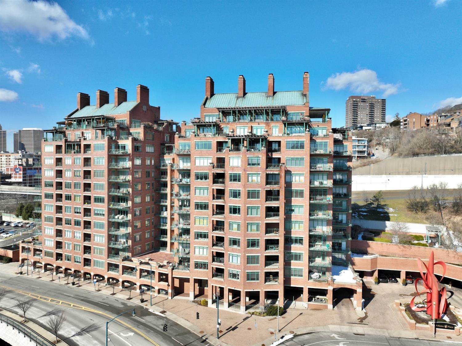 900 Adams Crossing #7100, Cincinnati, OH 45202 - MLS 1728079 - Coldwell ... 900 Adams Crossing #7100, Cincinnati, OH 45202 - MLS 1728079 - Coldwell ...