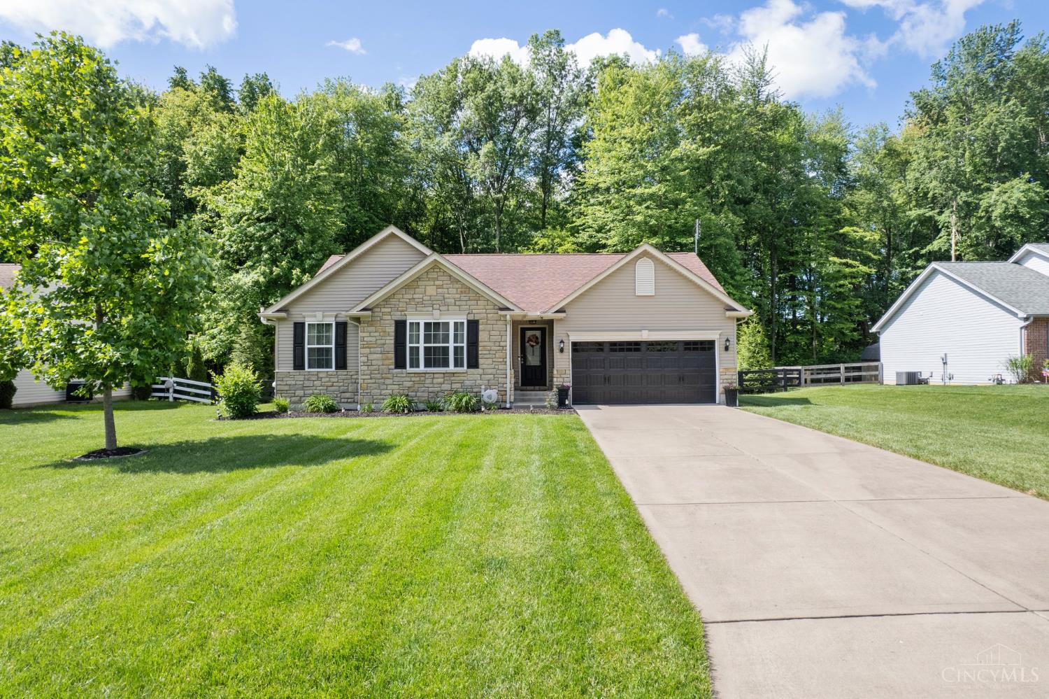 2025 Wood Brook Dr, Batavia Township, OH 45102 - MLS 1842151 - Coldwell ...