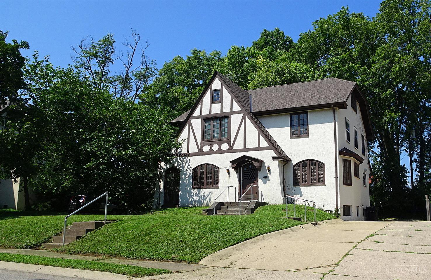 3915 Warwick Ave, Cincinnati, OH 45229 - MLS 1850431 - Coldwell Banker