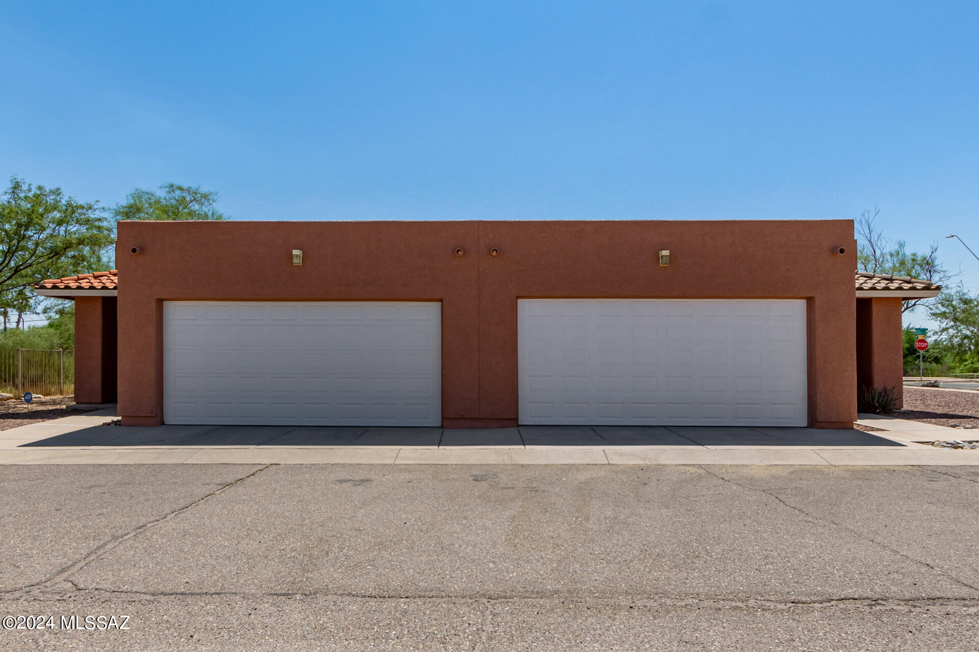 9040 E Spanyard Ct, Tucson, AZ 85730 - MLS 22422721 - Coldwell Banker