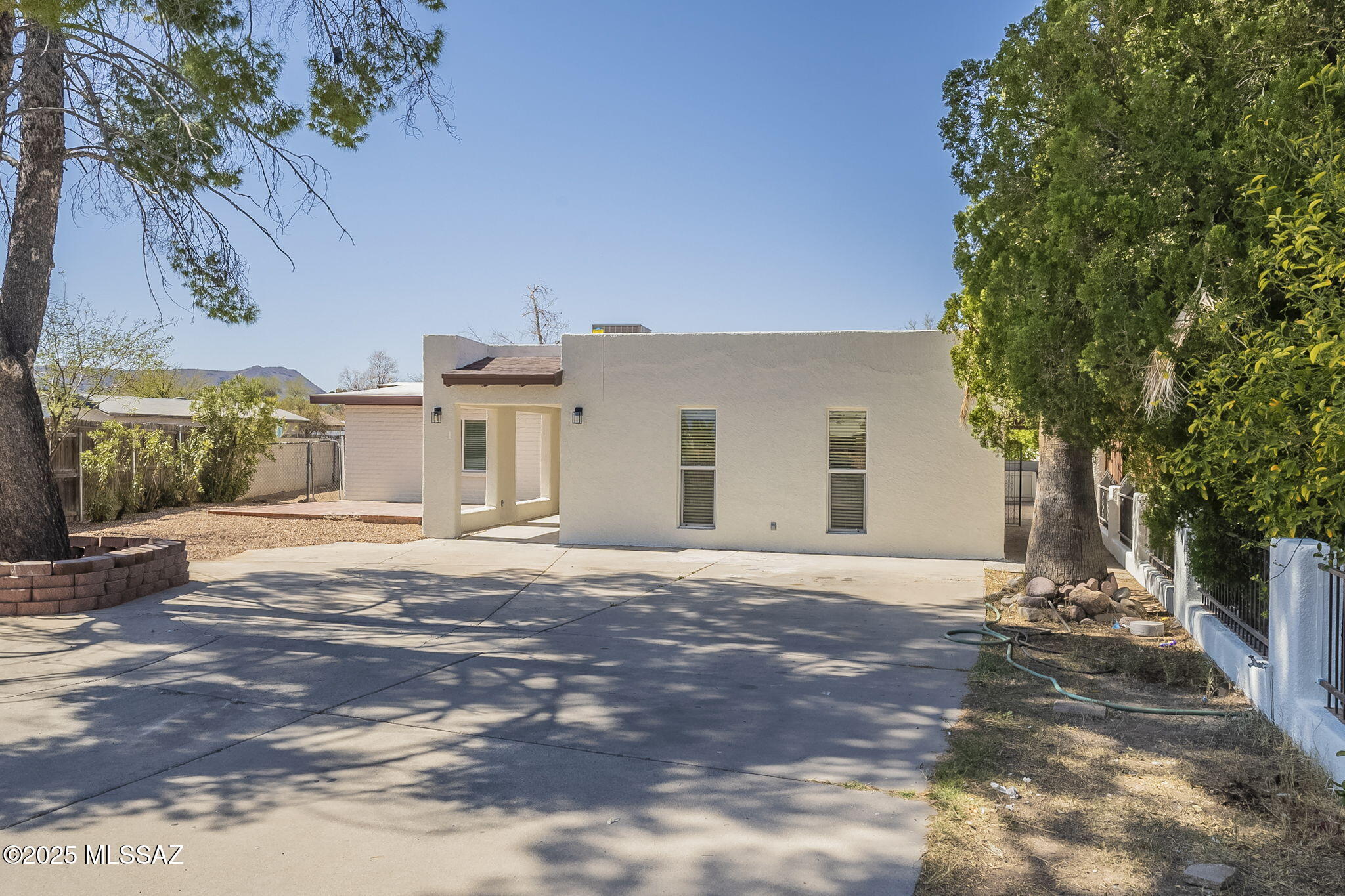 2965 W Christopher Dr, Tucson, AZ 85746 - MLS 22505897 - Coldwell Banker