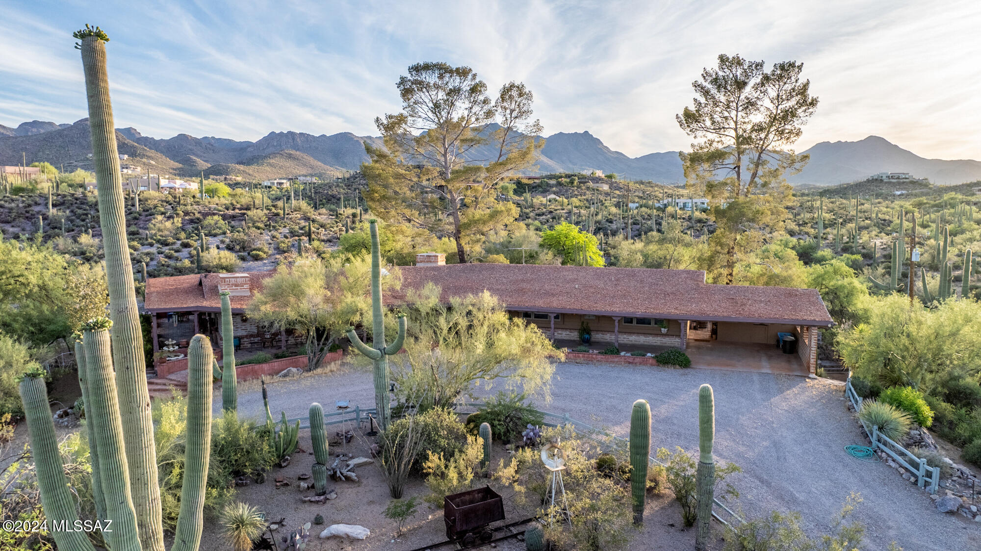 4830 W Lazy C Dr, Tucson, AZ 85745 - MLS 22513113 - Coldwell Banker