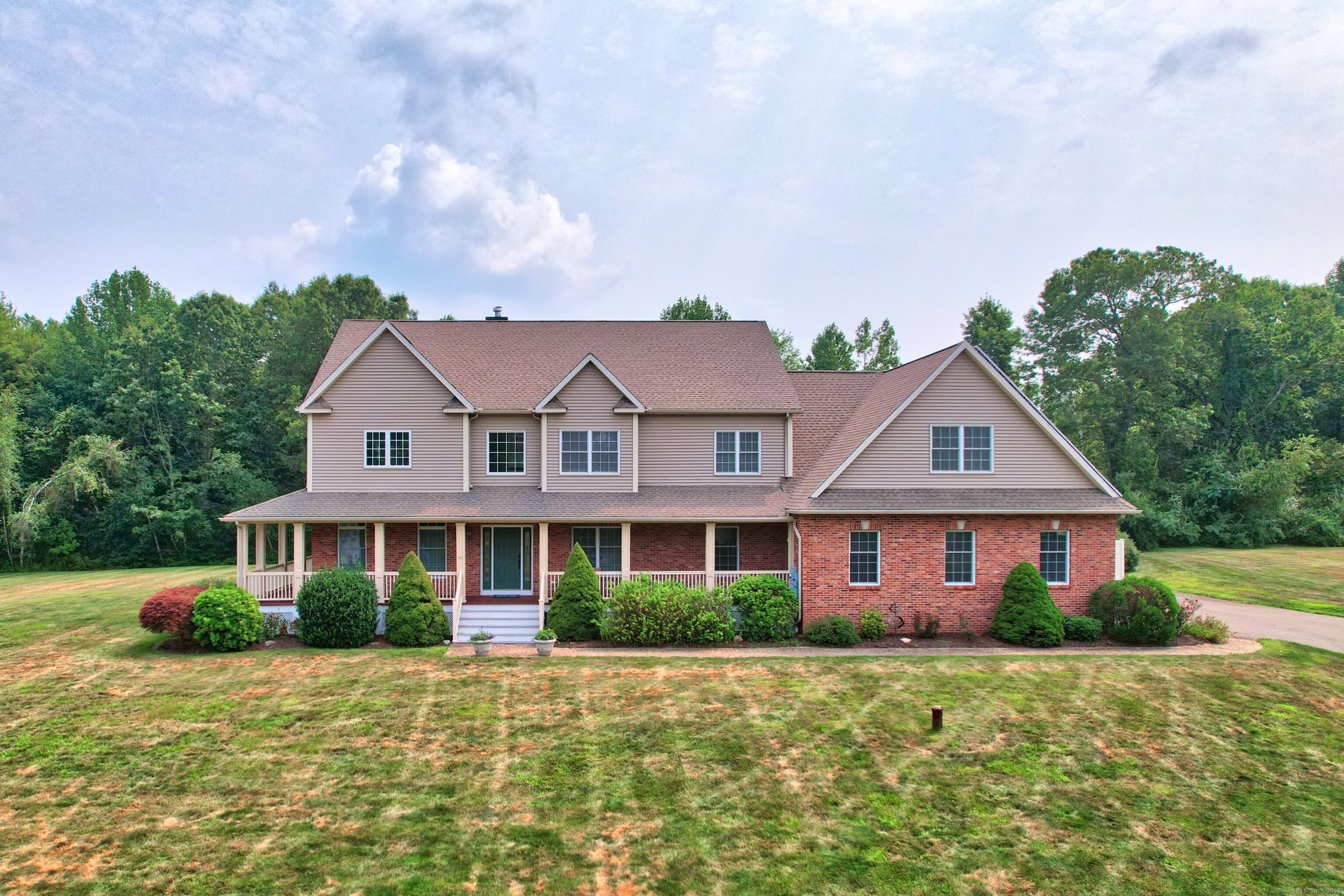 17 Hunters Ridge, Wolcott, CT 06716 - MLS 24125293 - Coldwell Banker