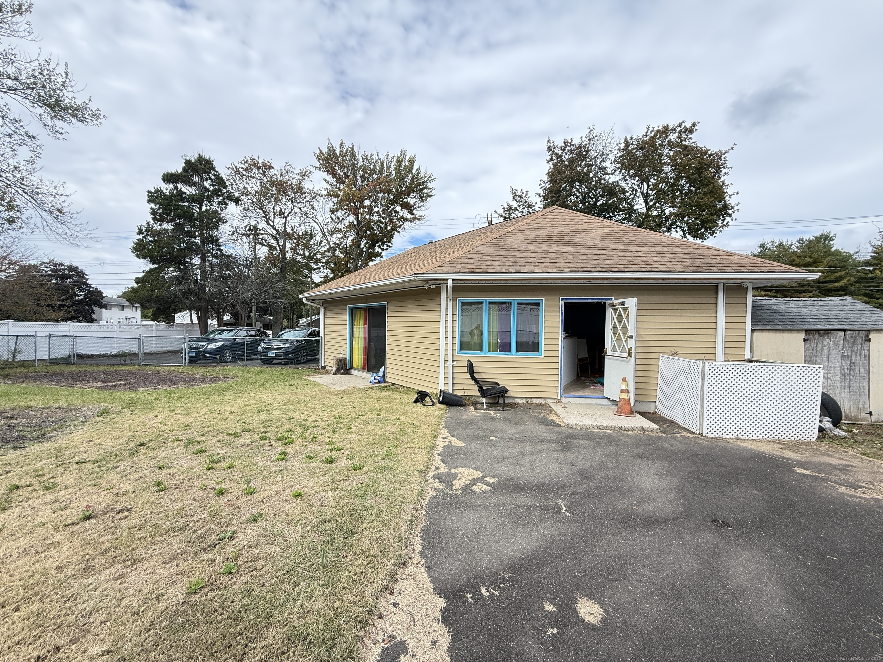 515 Middletown Ave, New Haven, CT 06513 - MLS 24134803 - Coldwell Banker