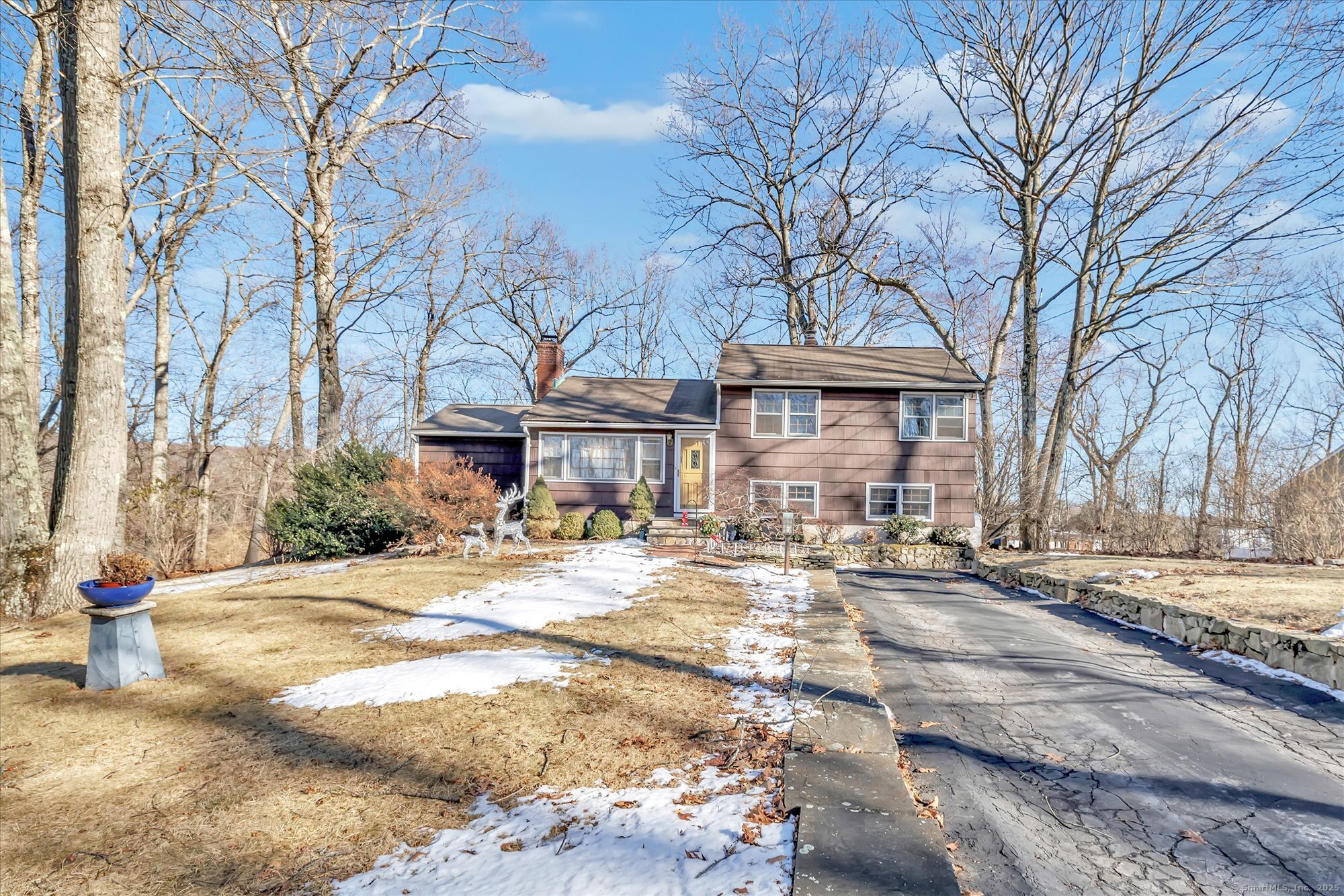 64 Birchwood Rd, Monroe, CT 06468 - MLS 24071766 - Coldwell Banker