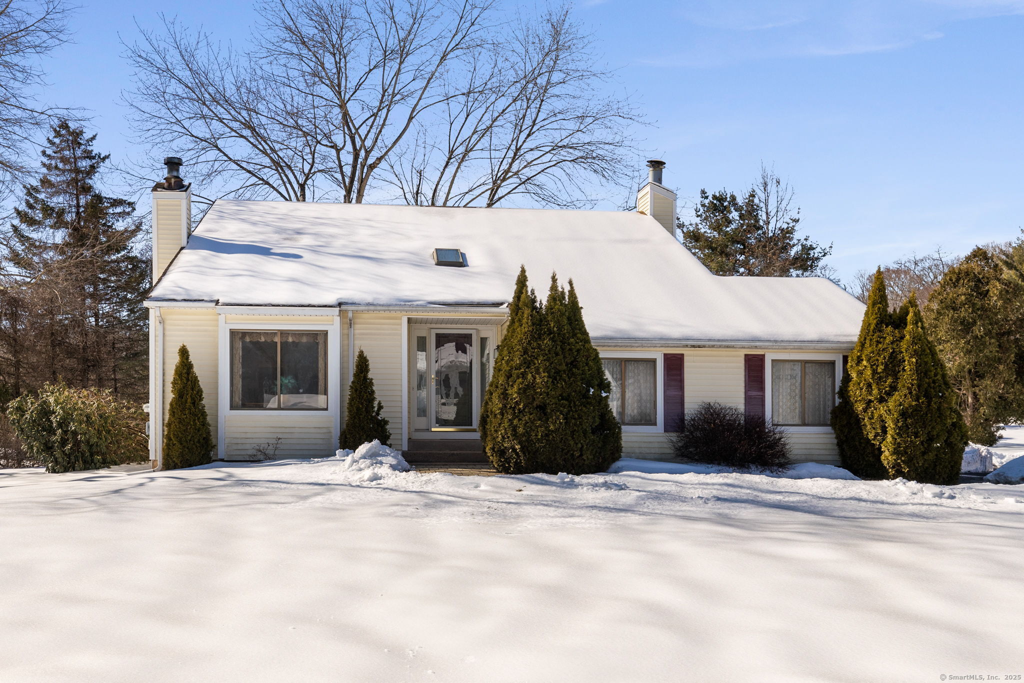 4 Boysen Dr, Bloomfield, CT 06002 - MLS 24076503 - Coldwell Banker