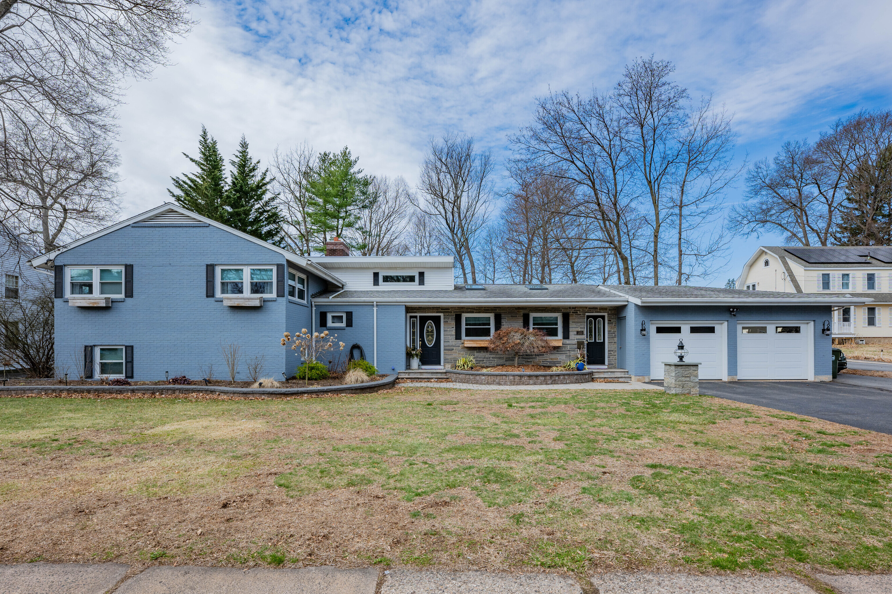 1333 Main St, Newington, CT 06111 - MLS 24084466 - Coldwell Banker
